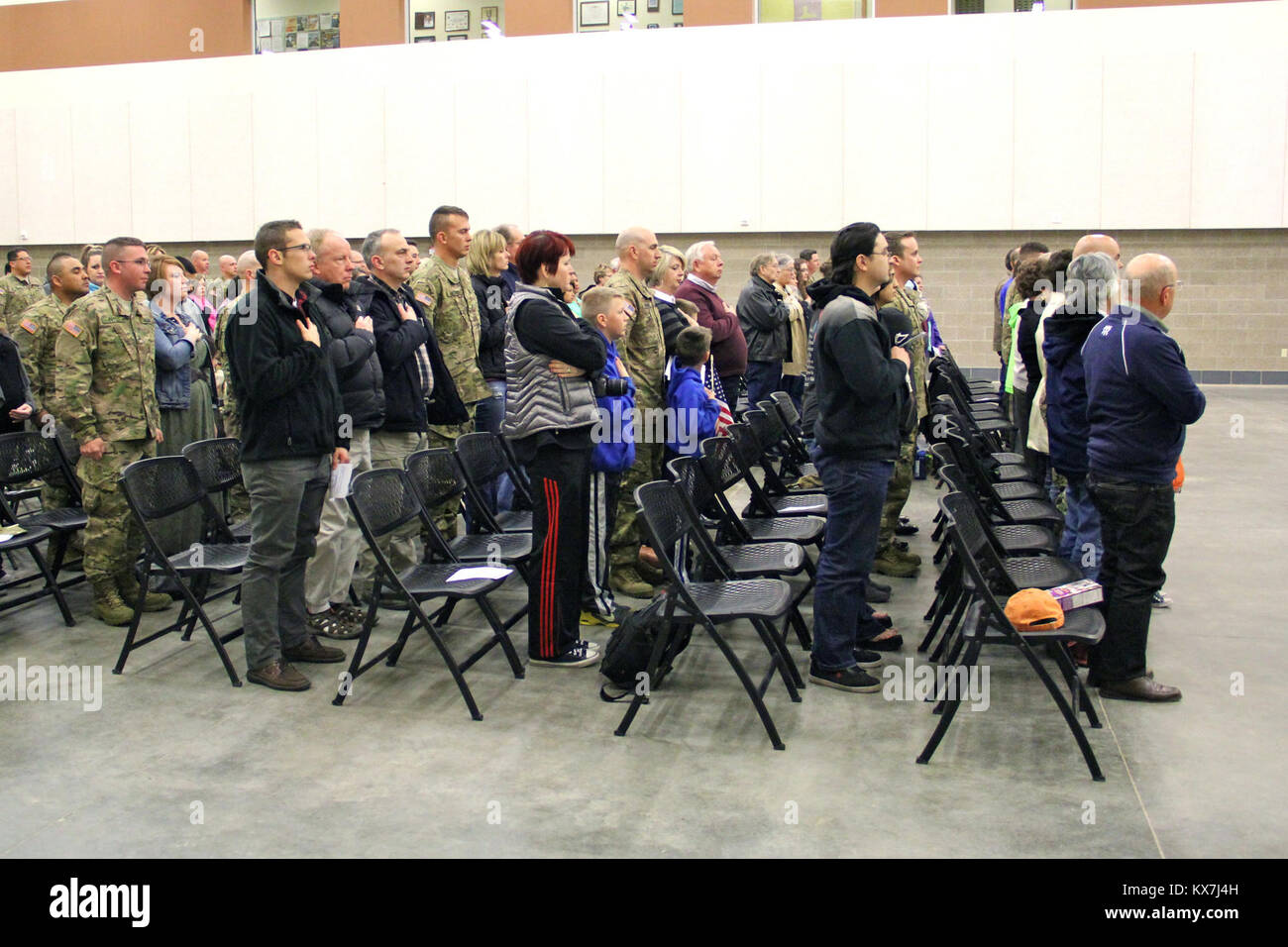 Soldiers of the Utah Army National Guard's1-211th Aviation Return to ...