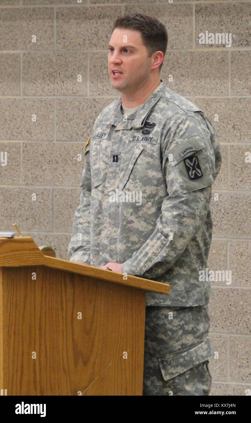 Soldiers of the Utah Army National Guard's1-211th Aviation Return to ...