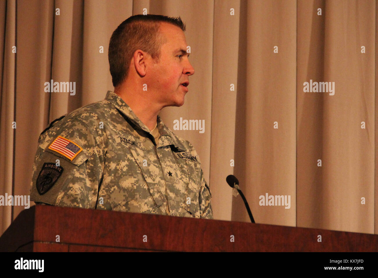 Eight soldiers of the Utah Army National Guard's 128th Mobile Public ...