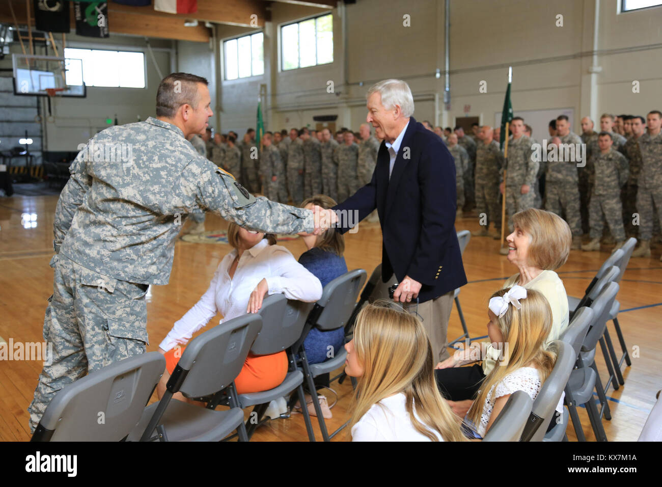 Soldiers of the 1/19th Special Forces Group gather in the Lehi Armory ...
