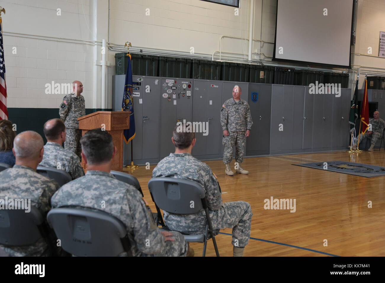 Soldiers of the 1/19th Special Forces Group gather in the Lehi Armory ...