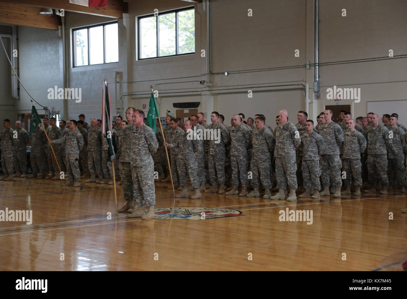 Soldiers of the 1/19th Special Forces Group gather in the Lehi Armory ...