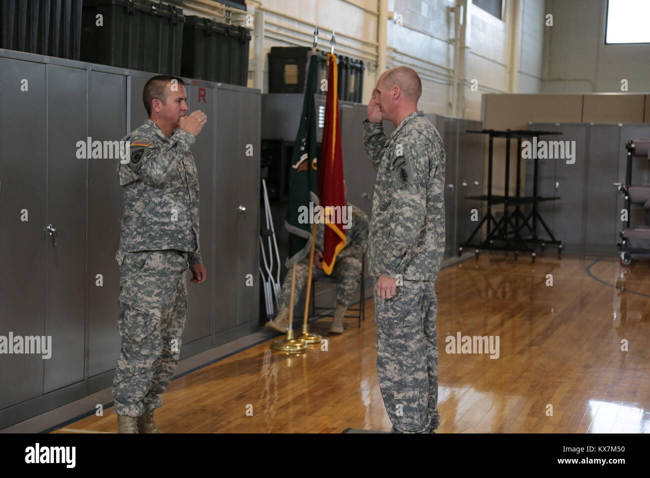 Soldiers of the 1/19th Special Forces Group gather in the Lehi Armory ...