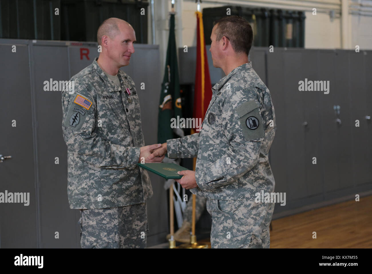 Soldiers of the 1/19th Special Forces Group gather in the Lehi Armory ...