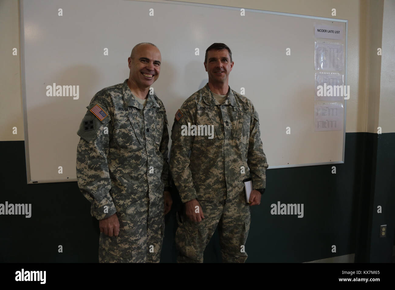Soldiers of the 1/19th Special Forces Group gather in the Lehi Armory ...
