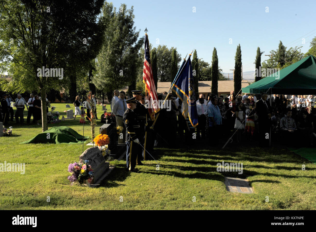 US Army National Guard honor fallen fellow soldier at military funeral ...
