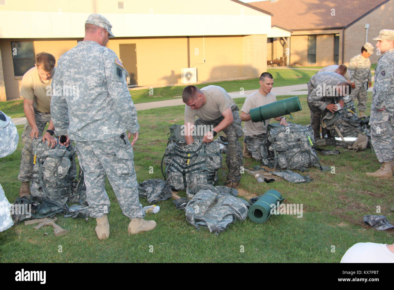 U.S. Army National Guard compete in best warrior competition Stock ...