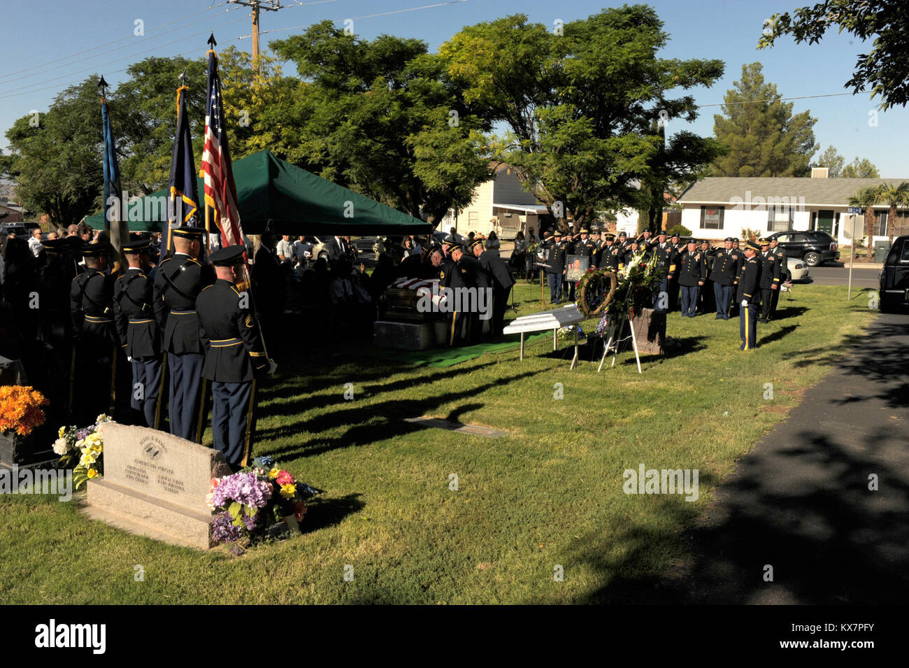 US Army National Guard honor fallen fellow soldier at military funeral ...