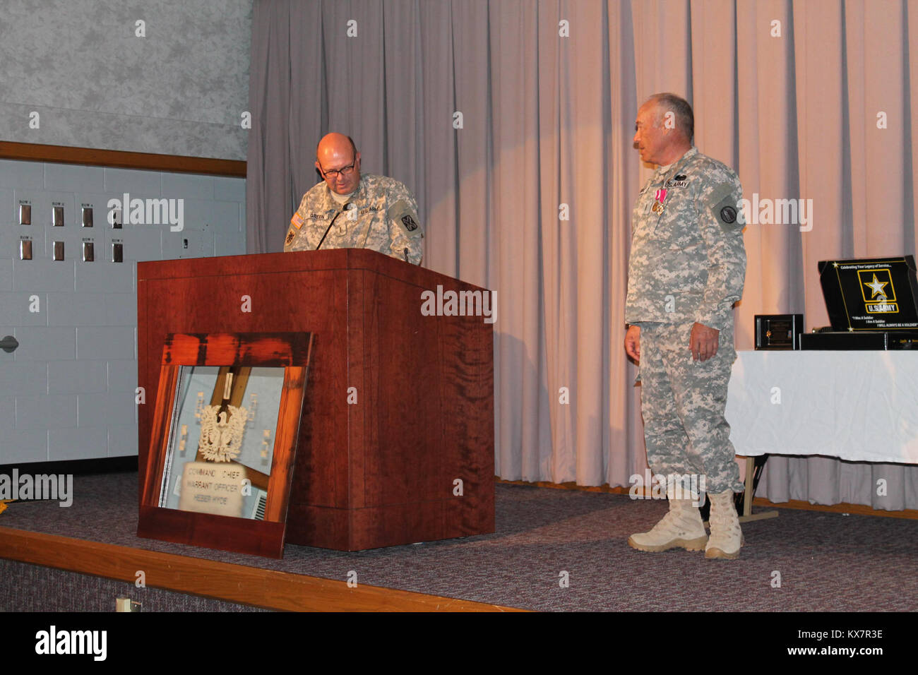 U.S. Army National Guard awards and promotion presentation ceremony ...