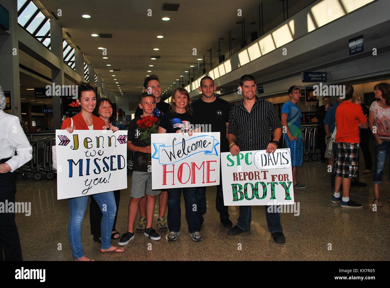 US Army National Guard welcome home from family and friends after ...