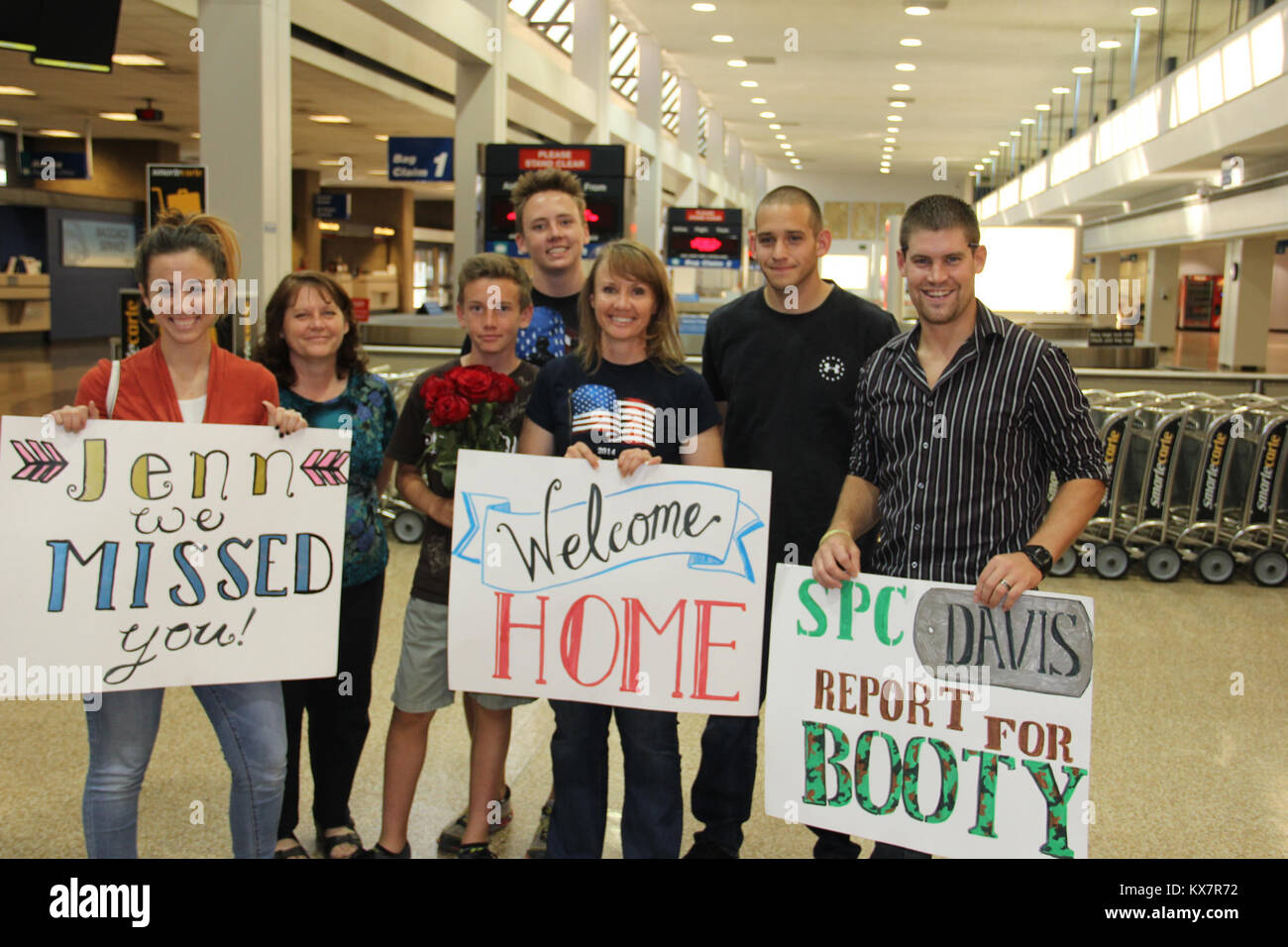 US Army National Guard welcome home from family and friends after ...