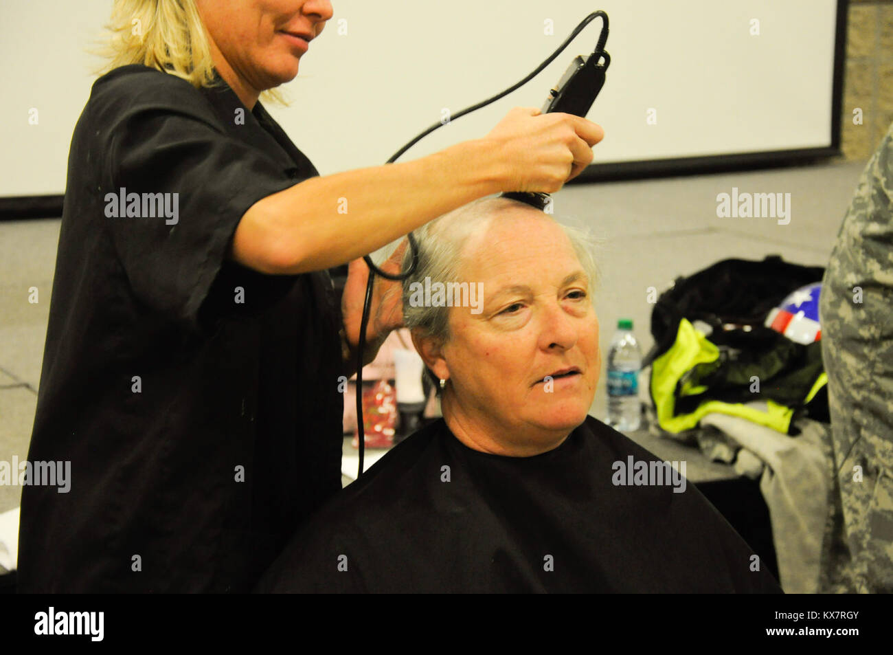 U.S. Army National Guard sponsored head shave for good causes Stock ...