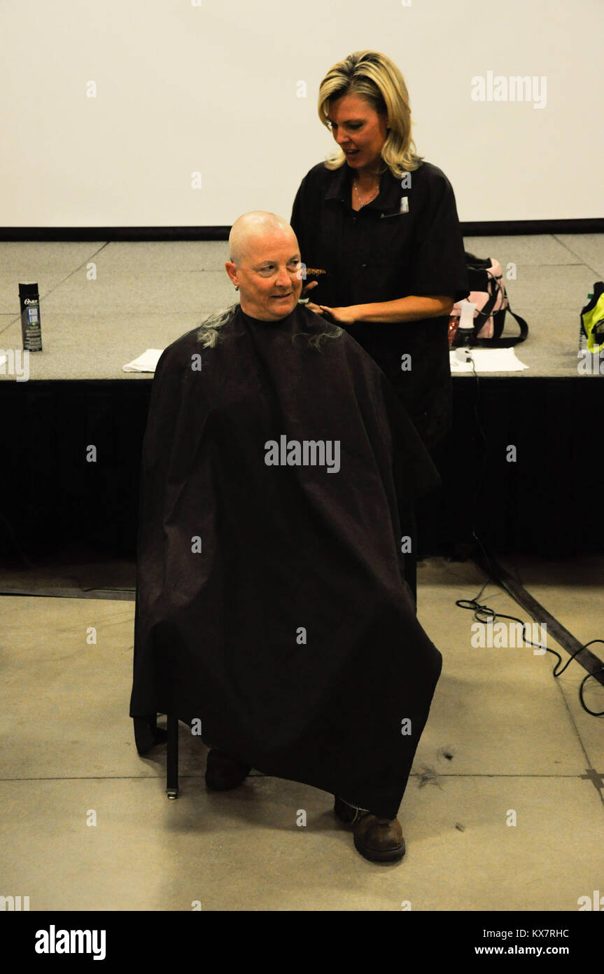 U.S. Army National Guard sponsored head shave for good causes Stock ...