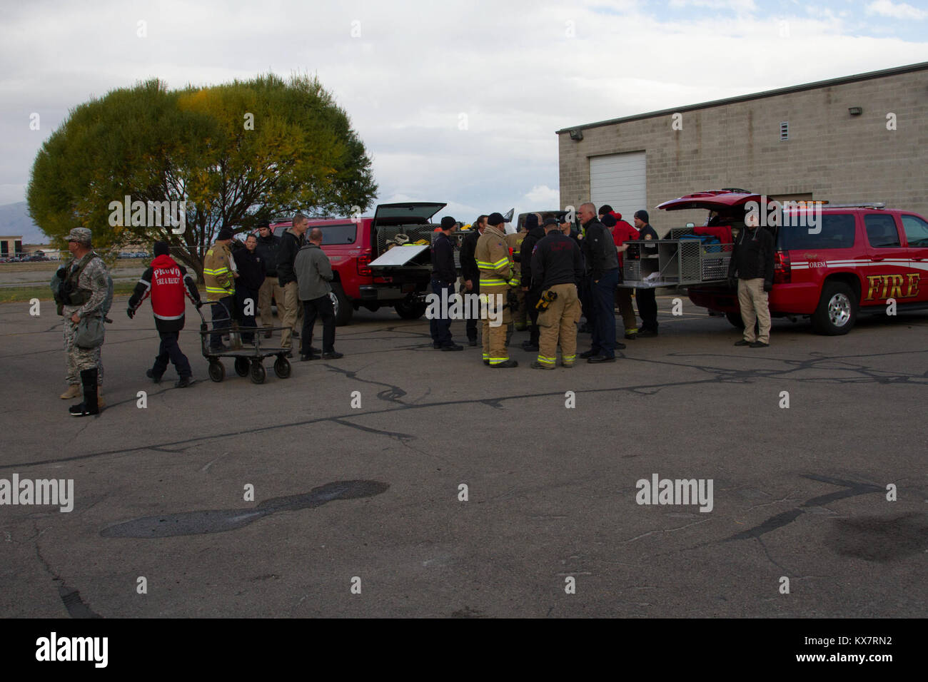 PROVO, Utah - Soldiers, airmen, police officers, and firefighters ...