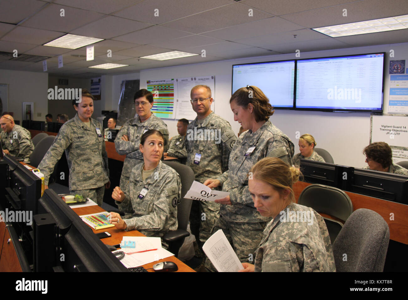 Army naitonal guard hi-res stock photography and images - Alamy