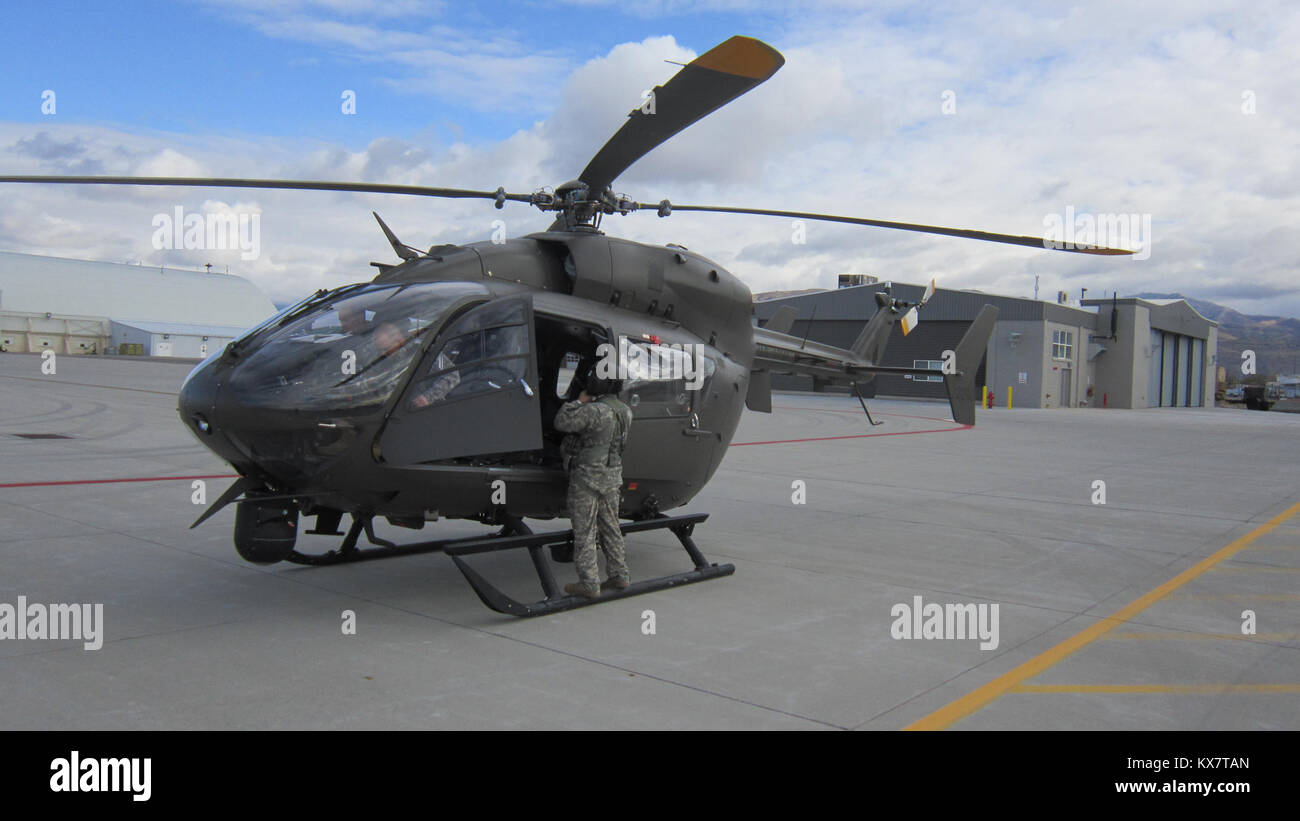 U.S. Army National Guard helicopter ready for mission Stock Photo - Alamy