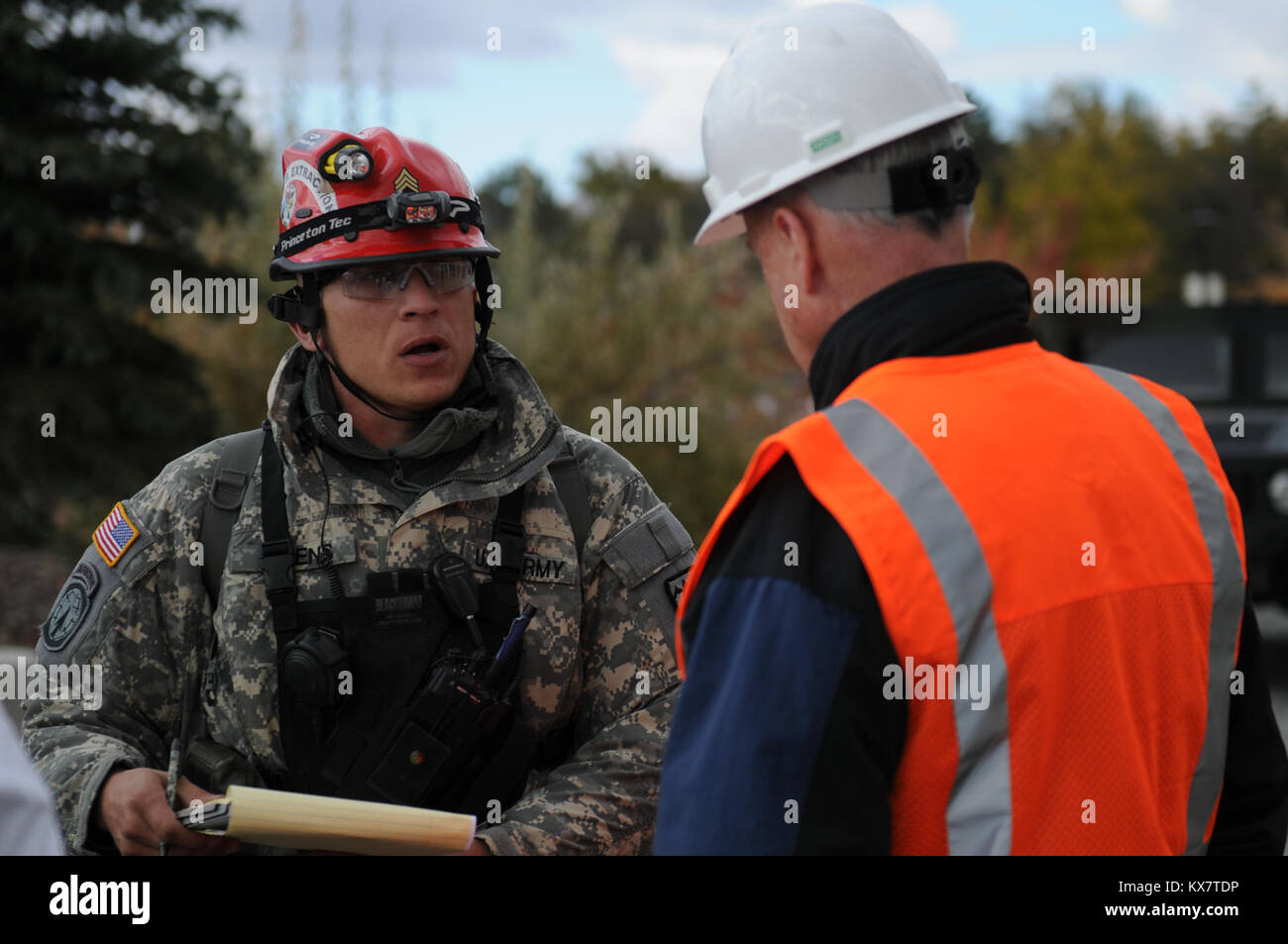 US Army National Guard search and extraction rescue team. Colorado ...