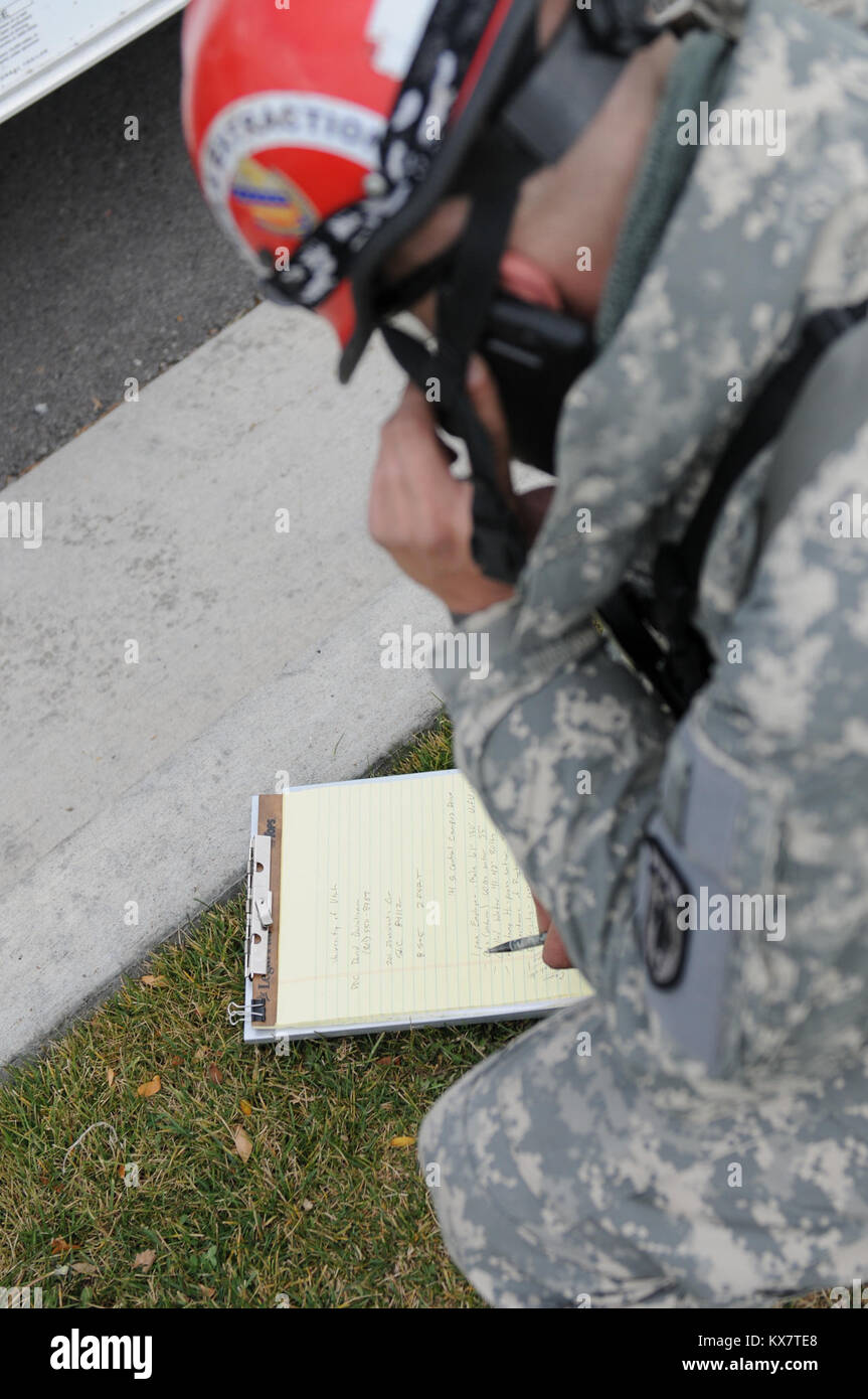 US Army National Guard search and extraction rescue team. Colorado ...