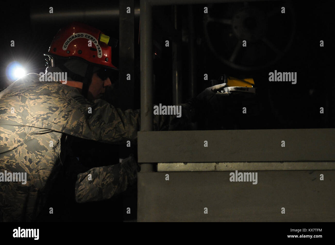 US Army National Guard search and extraction rescue team. Colorado ...