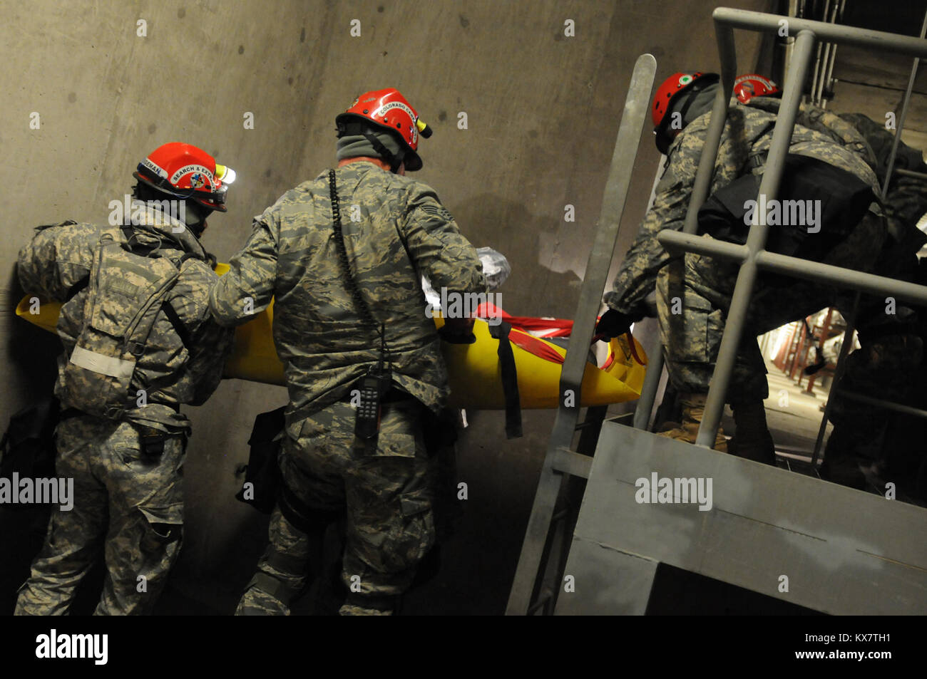 US Army National Guard search and extraction rescue team. Colorado ...