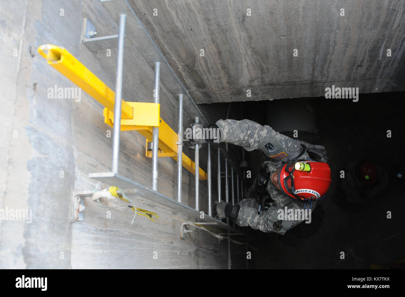 US Army National Guard search and extraction rescue team. Colorado ...