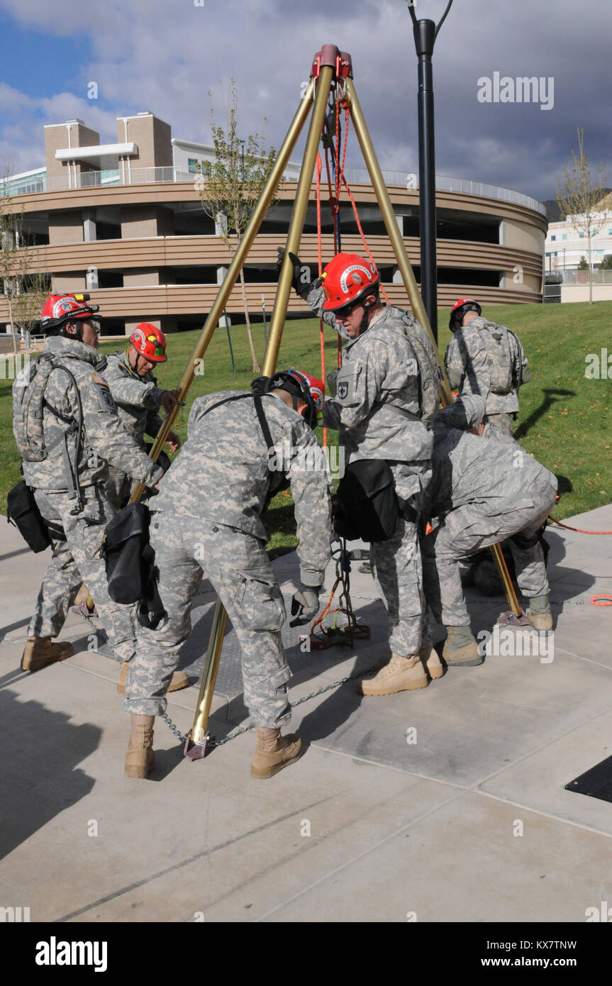US Army National Guard search and extraction rescue team. Colorado ...