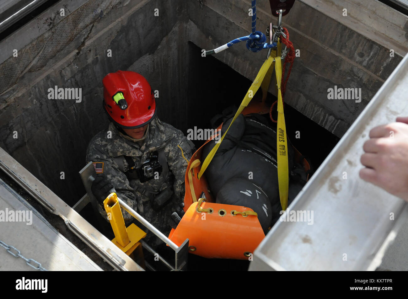 US Army National Guard search and extraction rescue team. Colorado ...