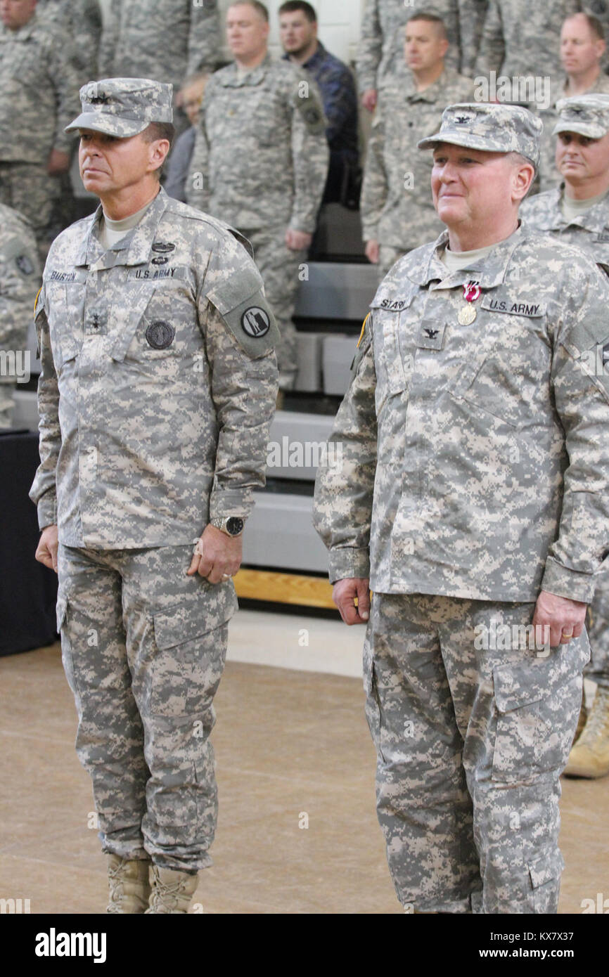 US Army National Guard change of command ceremony Stock Photo - Alamy