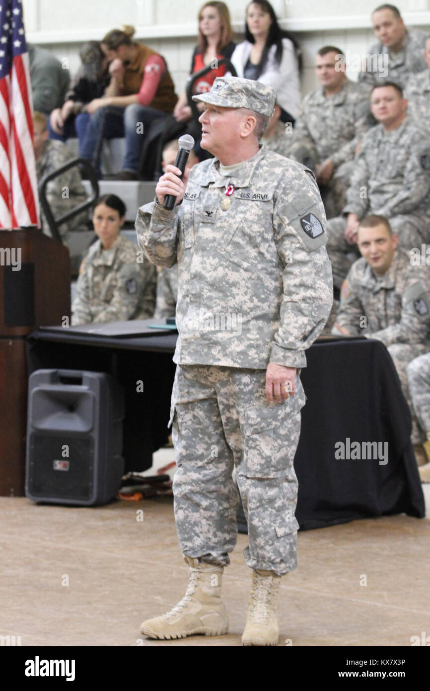 US Army National Guard change of command ceremony Stock Photo - Alamy