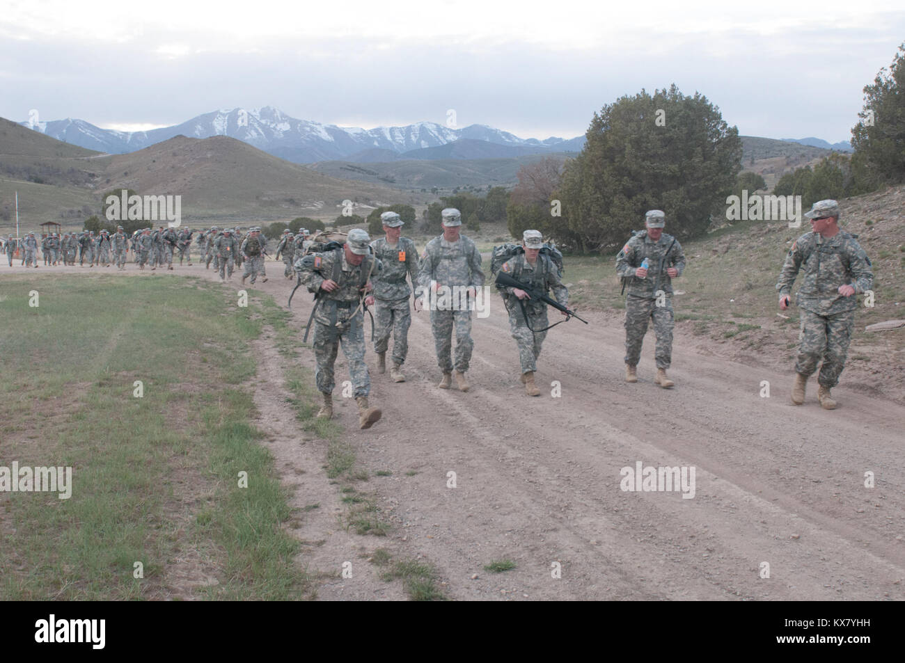 Soldiers participating in the Best Warrior Competition perform a ruck ...