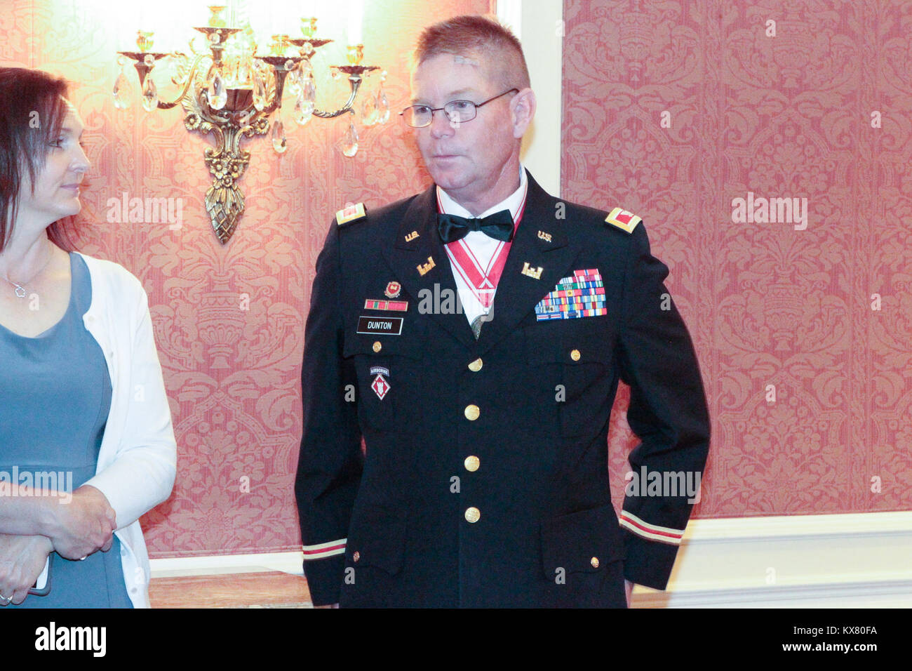 US Army National Guard awards and promotion presentation ceremony Stock ...