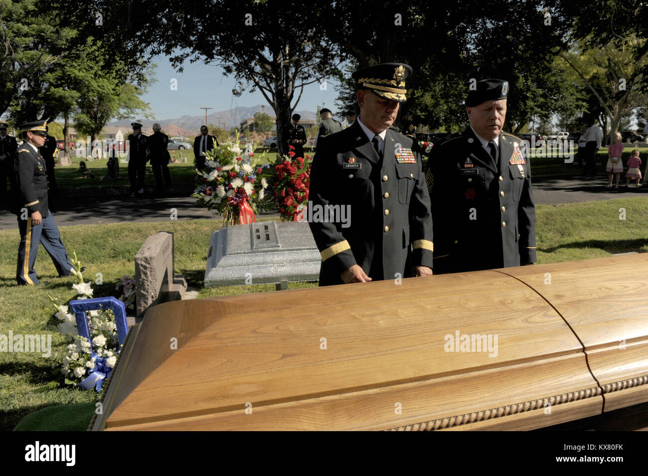 US Army National Guard honor fallen comrade at military funeral Stock ...