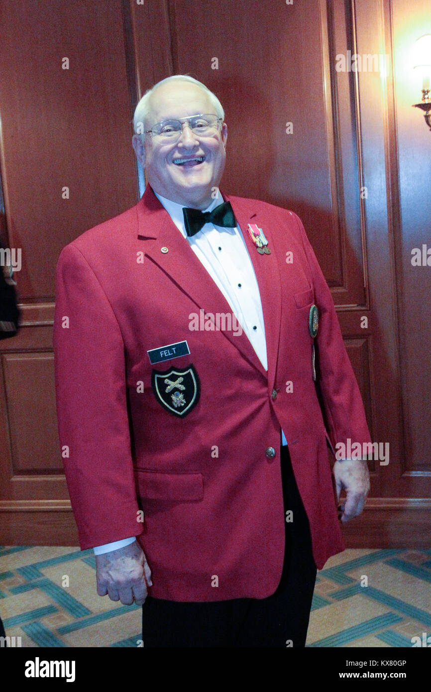 US Army National Guard awards presentation ceremony. Bronze Minuteman ...