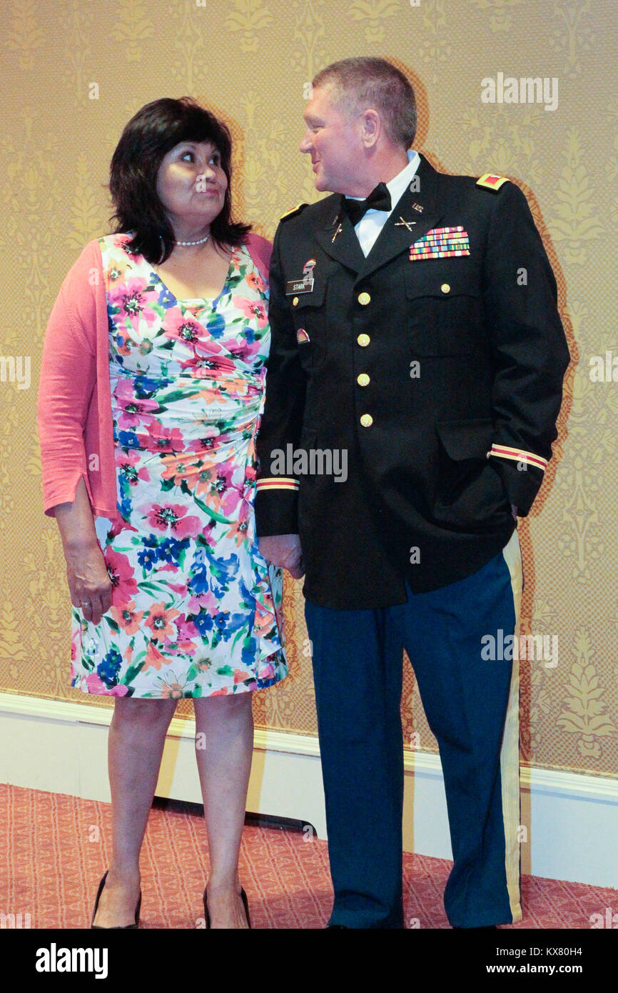 US Army National Guard awards presentation ceremony. Bronze Minuteman ...