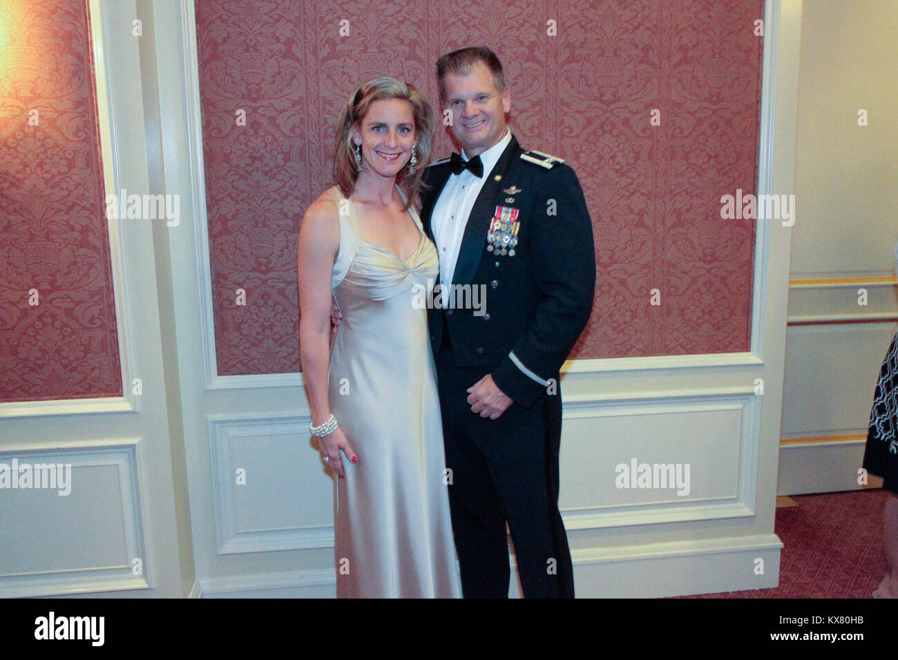 US Army National Guard awards presentation ceremony. Bronze Minuteman ...