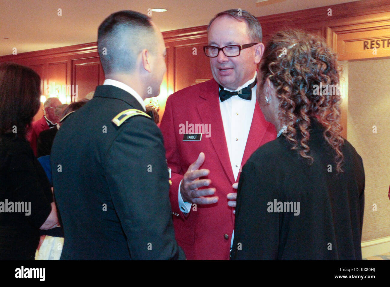 US Army National Guard awards presentation ceremony. Bronze Minuteman ...