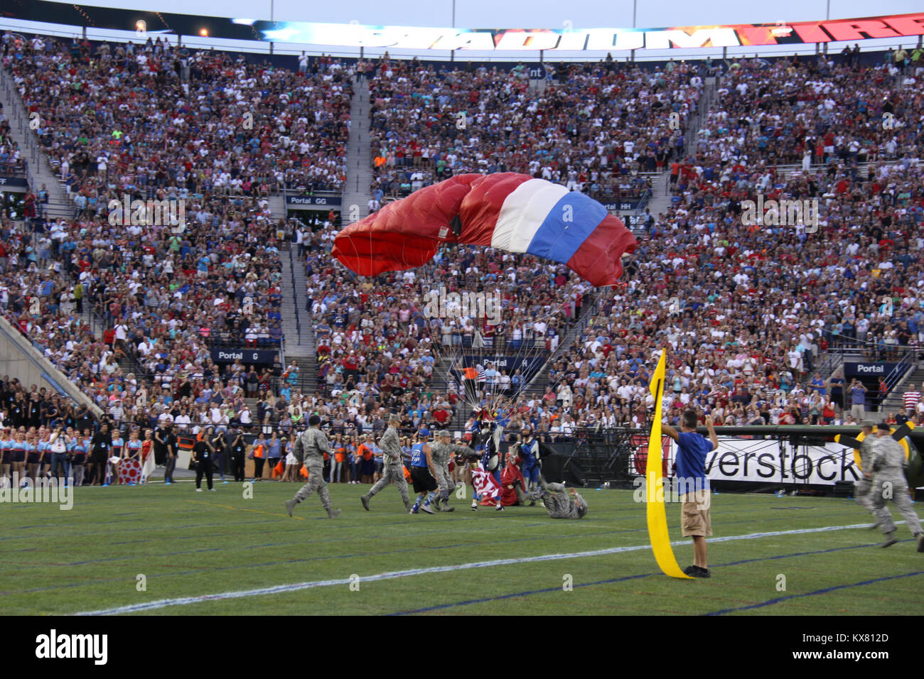 US Army National Guard perform ceremonial duties at celebration event ...