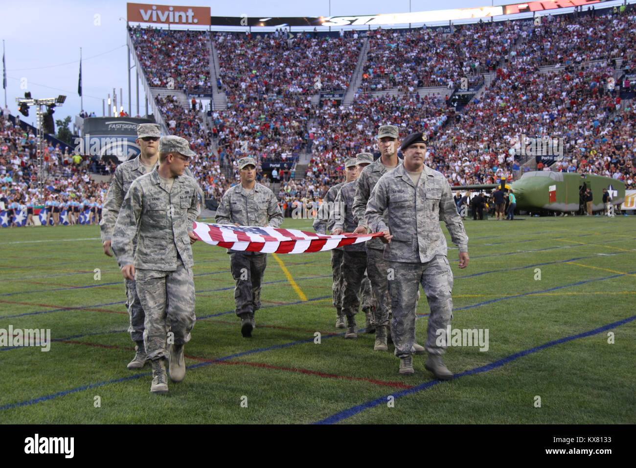 US Army National Guard perform ceremonial duties at celebration event ...