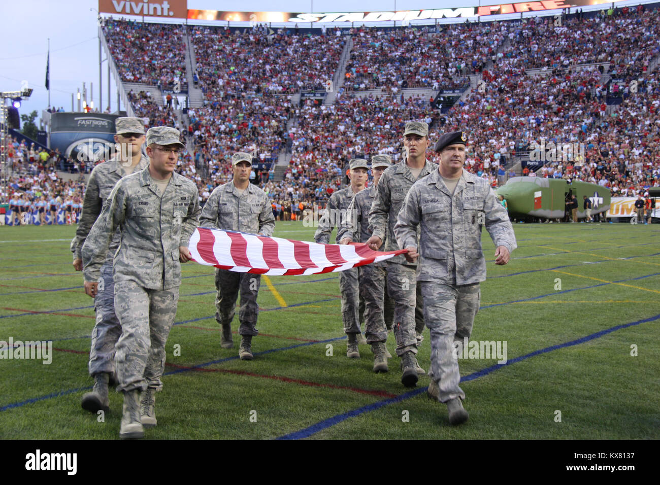 US Army National Guard perform ceremonial duties at celebration event ...