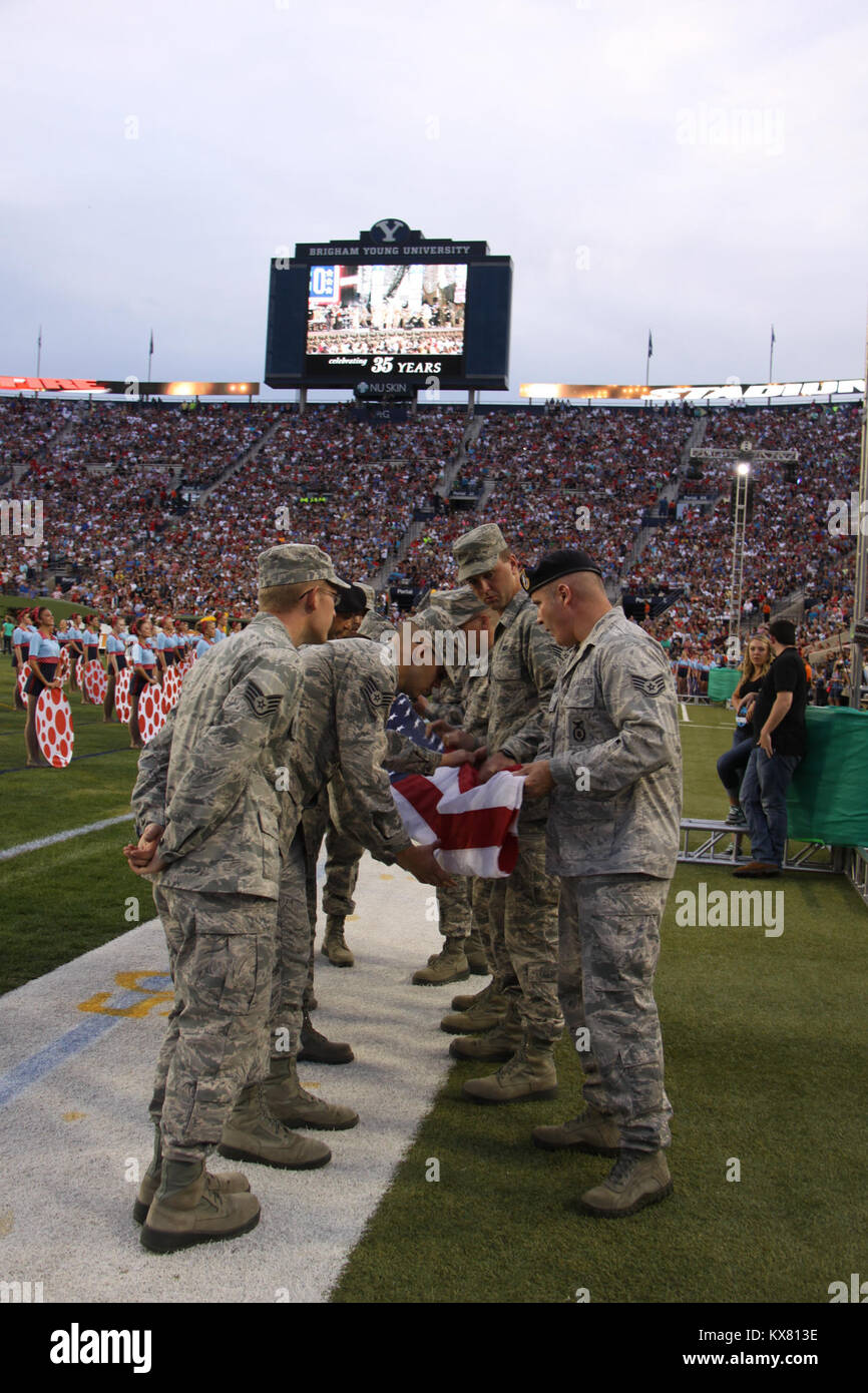 US Army National Guard perform ceremonial duties at celebration event ...