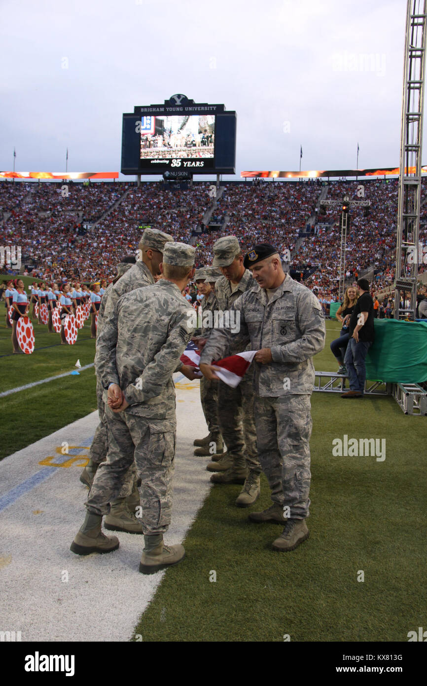 US Army National Guard perform ceremonial duties at celebration event ...