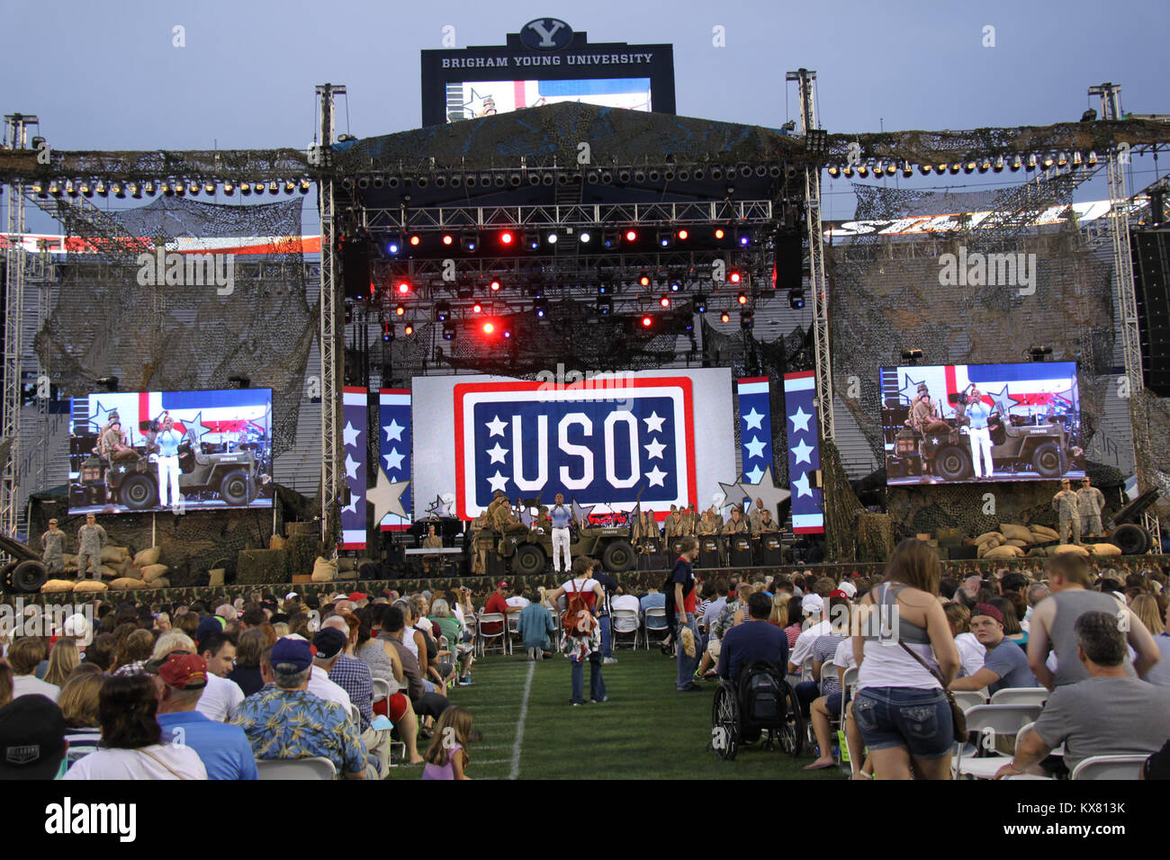 US Army National Guard perform ceremonial duties at celebration event ...