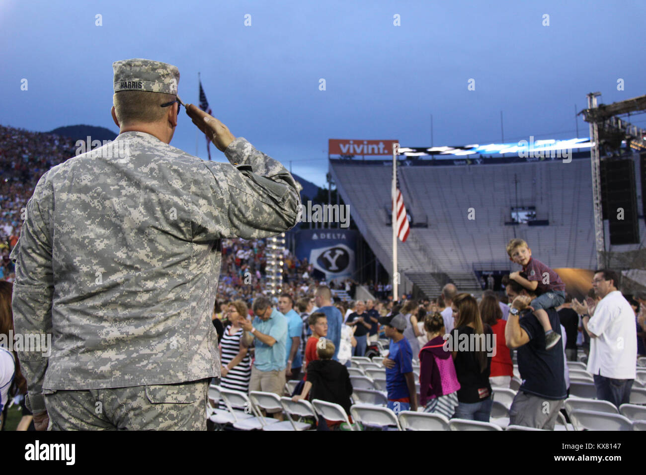 US Army National Guard perform ceremonial duties at celebration event ...