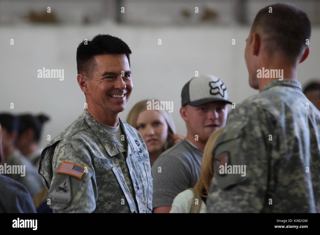U.S. Army National Guard leaving for deployment with tearful goodbye ...