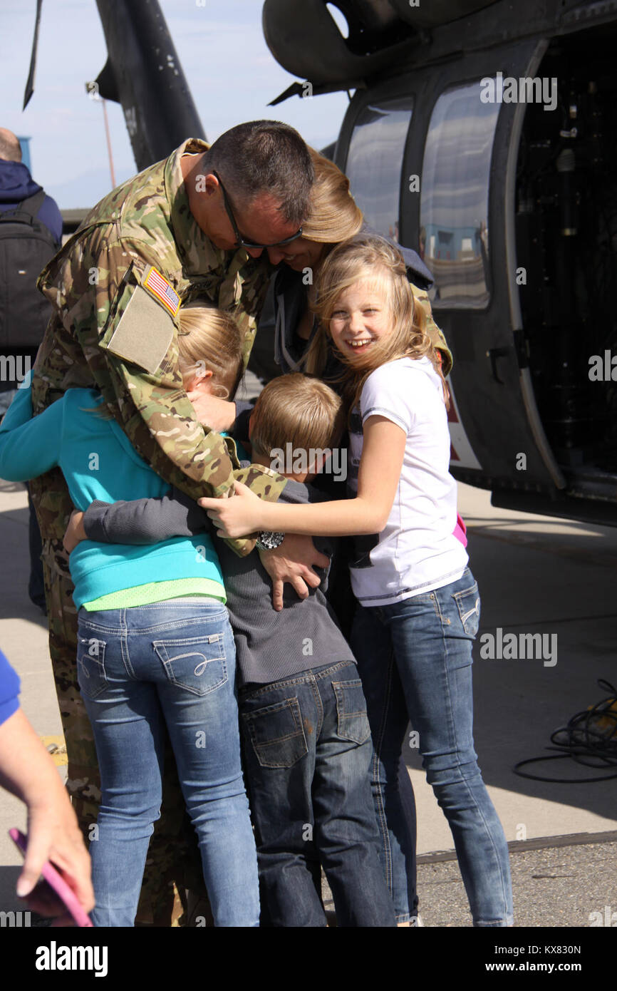 Soldiers of Detachment 2, Charlie Company, 5th Battalion, 159th ...