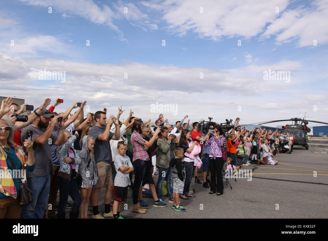 Soldiers of Detachment 2, Charlie Company, 5th Battalion, 159th ...