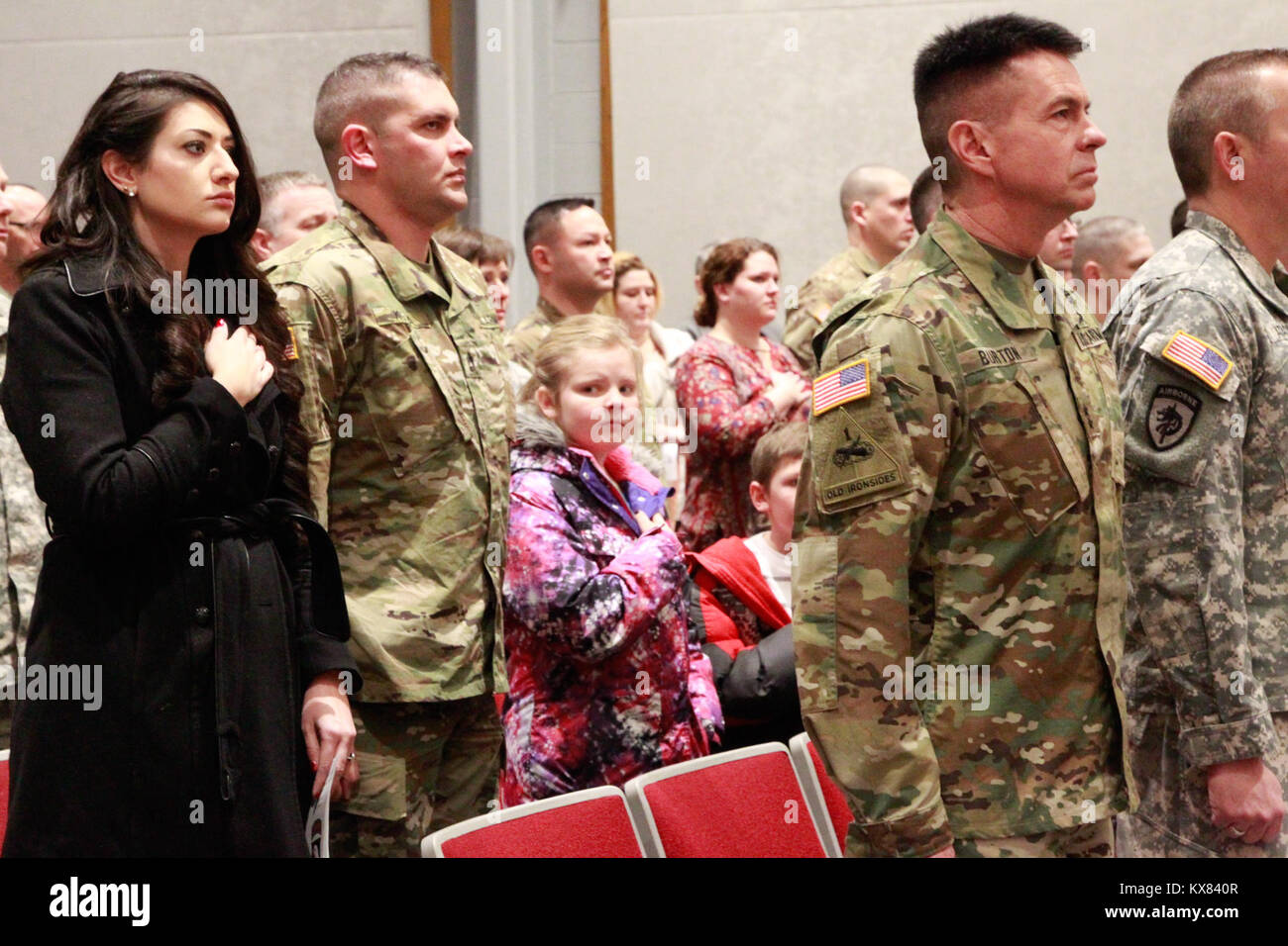 US Army National Guard with families at ceremony Stock Photo - Alamy