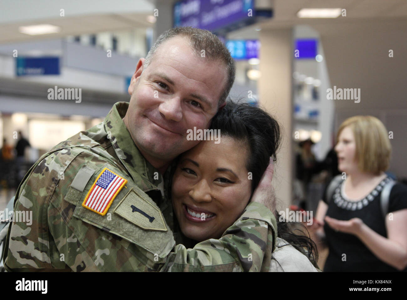 Soldiers of the 141st and 142nd Military Intelligence returned home at ...