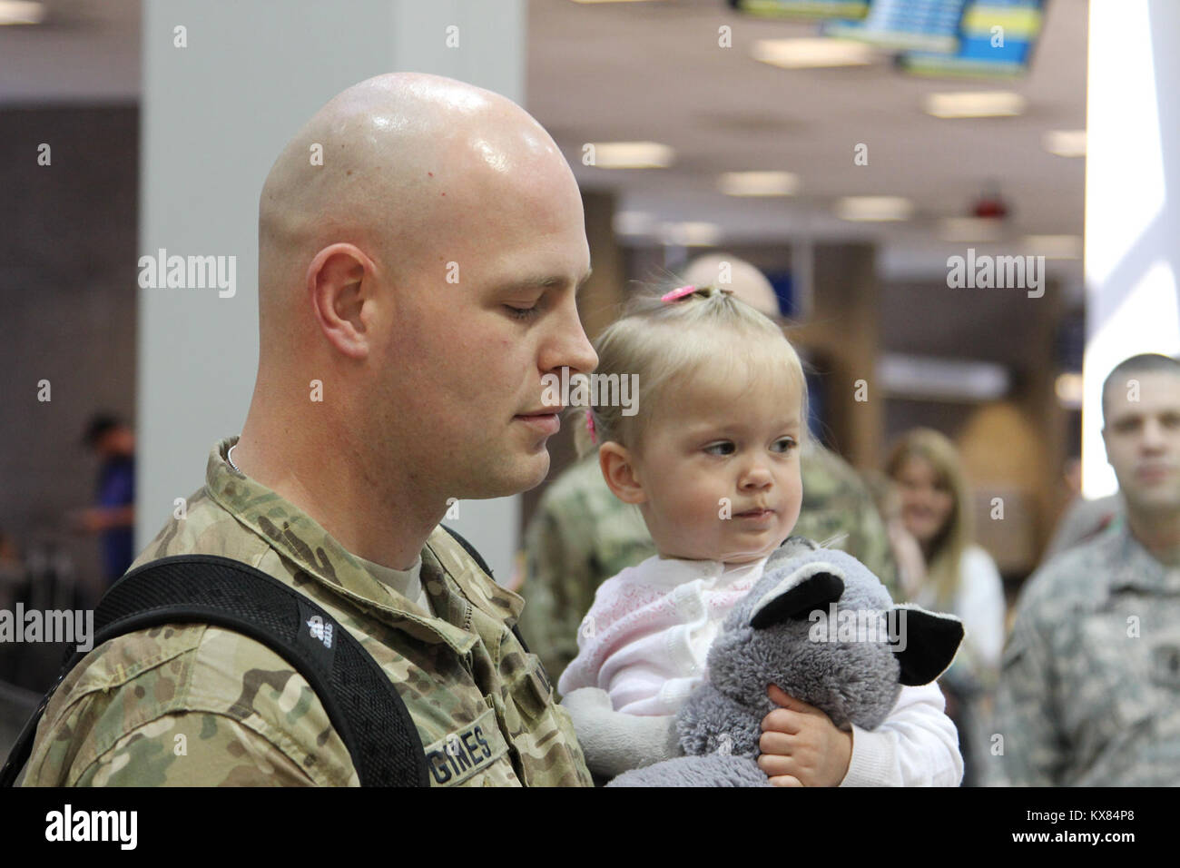Soldiers of the 141st and 142nd Military Intelligence returned home at ...