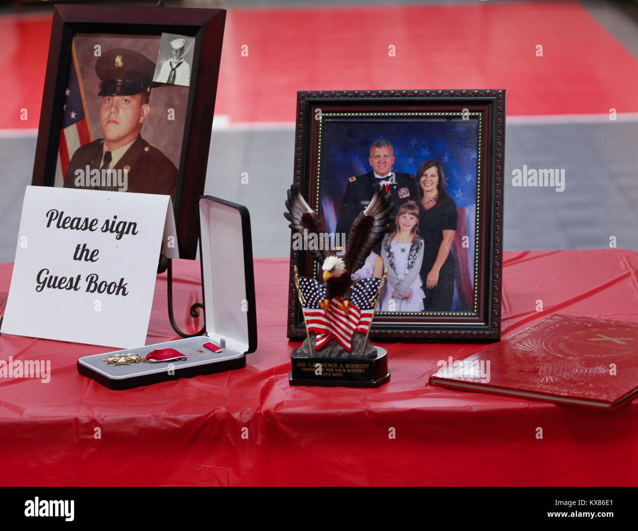 US military remembrance to fallen soldier, please sign the guest book ...